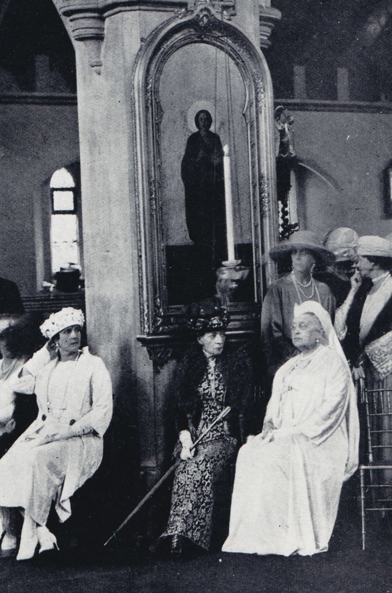 Ένα δεύτερο άγνωστο πορτραίτο της Βασίλισσας Όλγας από τον László ‹ The ...