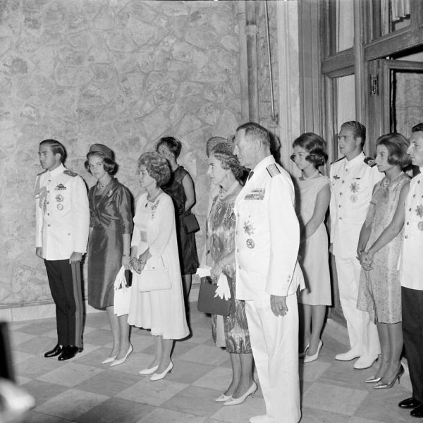 18 Σεπτεμβρίου 1964: Ο λαμπερός γάμος του Βασιλιά των Ελλήνων ...